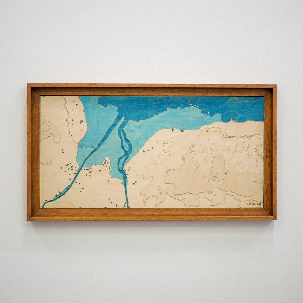 Topographic map of the Bay of Veys in wood